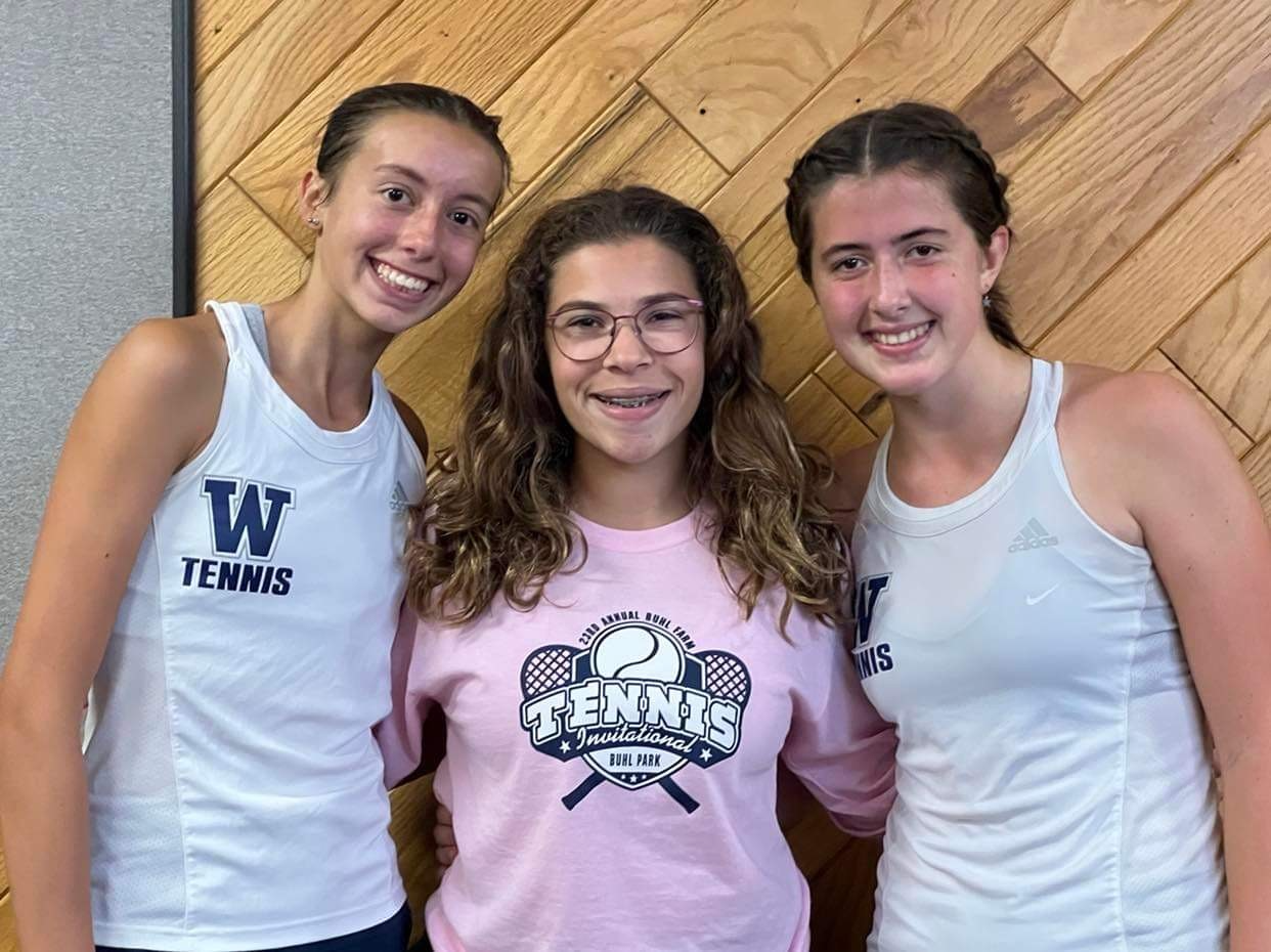 Two Dragons advance to quarters of D10 singles | News, Sports, Jobs ...